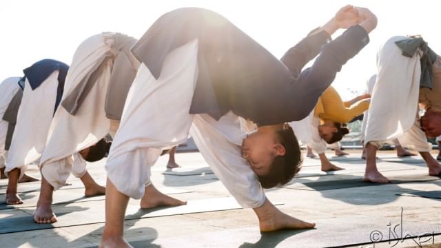 Yogasanas: All about the 84 Types of Asanas and Beyond | Sadhguru